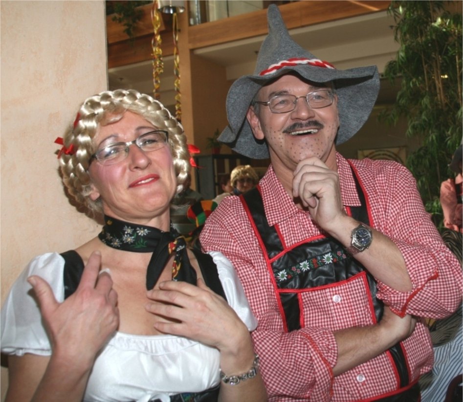 Remmi demmi im Altenheim - News - Gemeinde Woergl